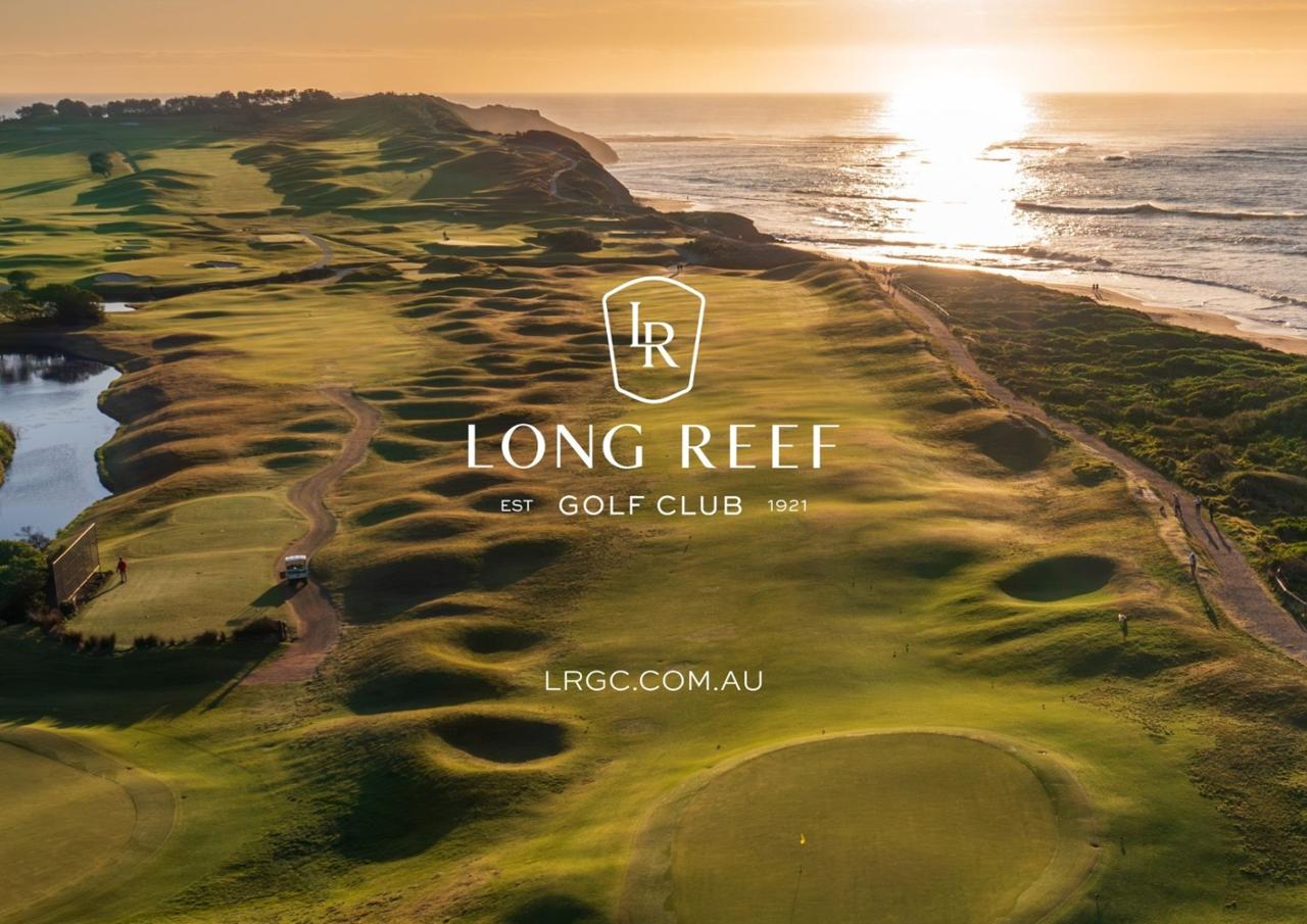 **Long Reef Golf Course - 4 players, 2 carts** | Powered by Givergy
