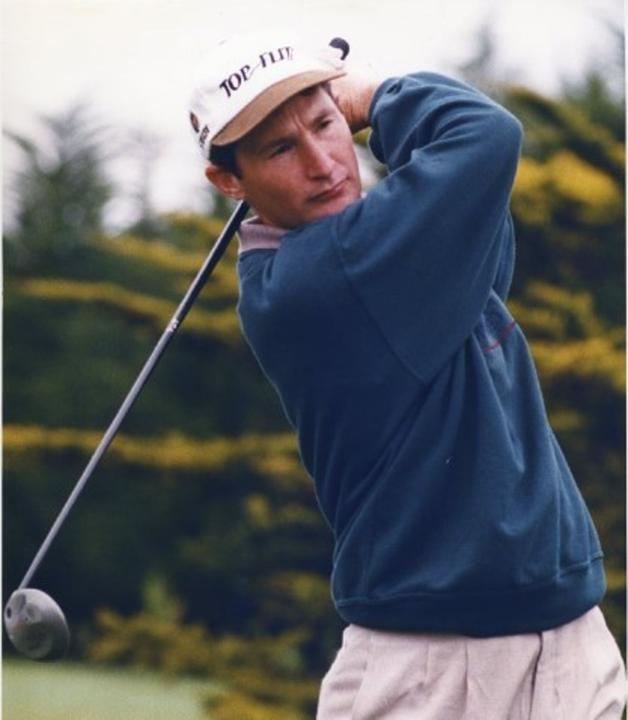 6 Golf Lessons with Tony Christie at RAGC | Powered by Givergy